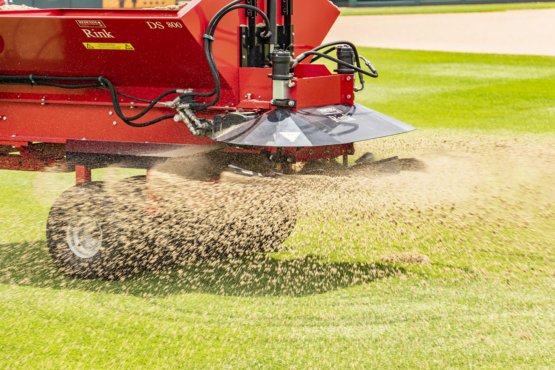 Top Dresser Spreaders | Redexim