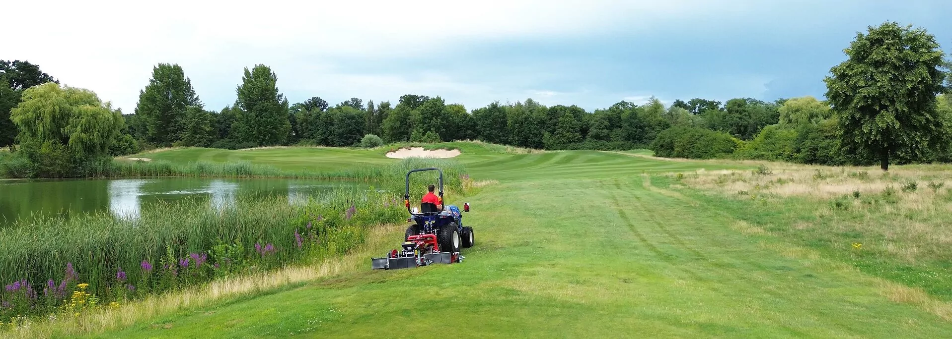 Tractor Mounted Scarifier for Hills and Bends: The Verti-Cut Flex 2000 ...